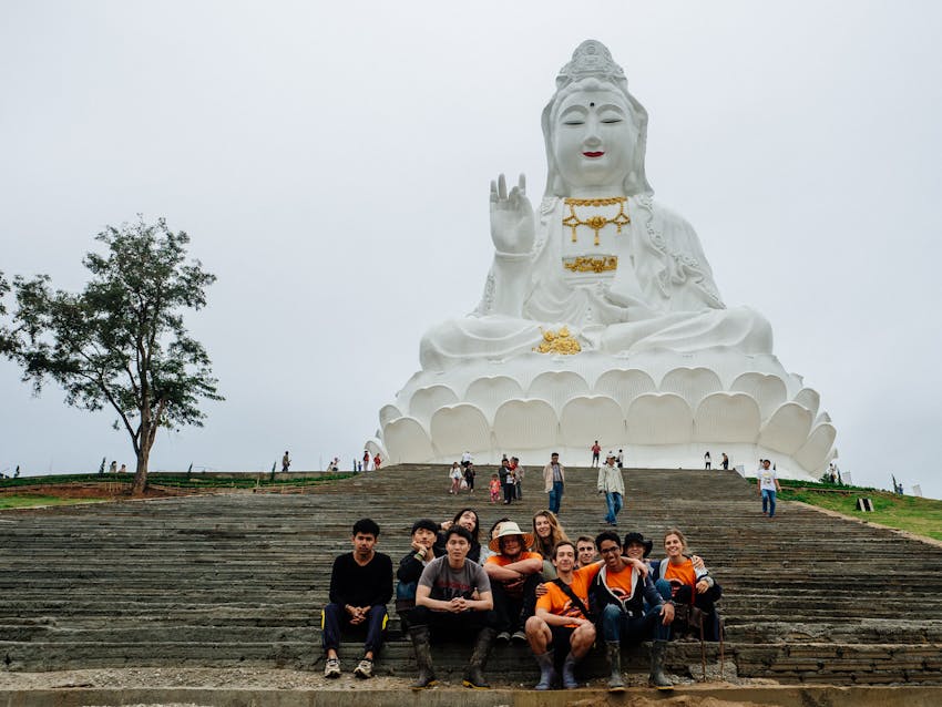 17 Best Volunteer Abroad Programs 2020 & 2021