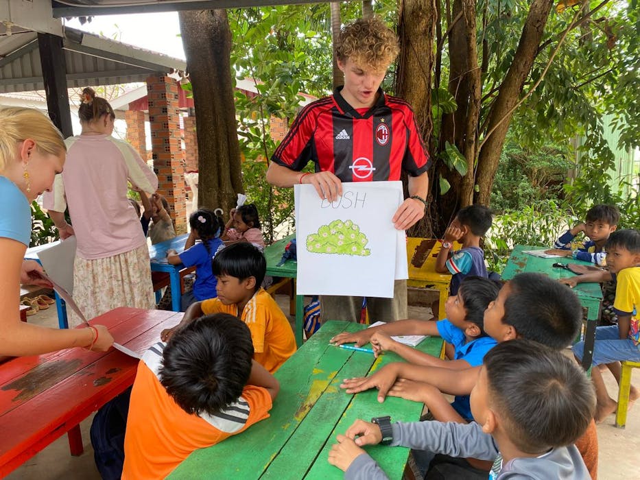 Teaching English Volunteer Program in Cambodia - Siem Reap | IVHQ