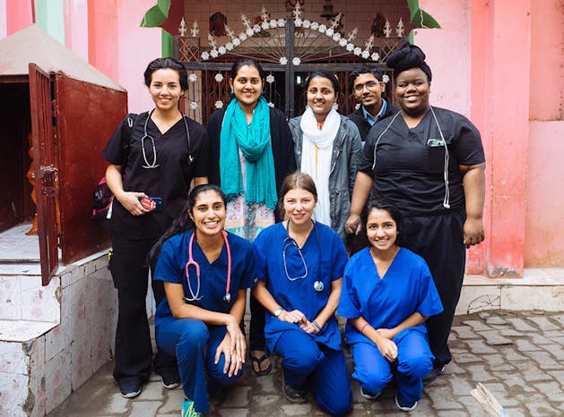 Medical Volunteering in India - Delhi | IVHQ
